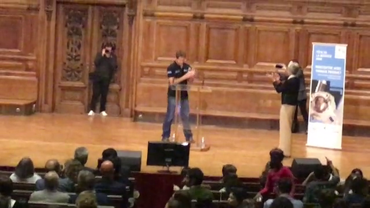 PodEduc - Rencontre Des 6a Avec Thomas Pesquet À La So…