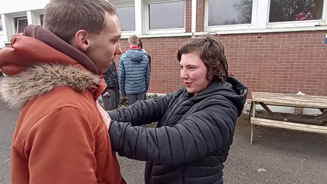 PodEduc - Le Consentement, C'Est Important : Le Câlin