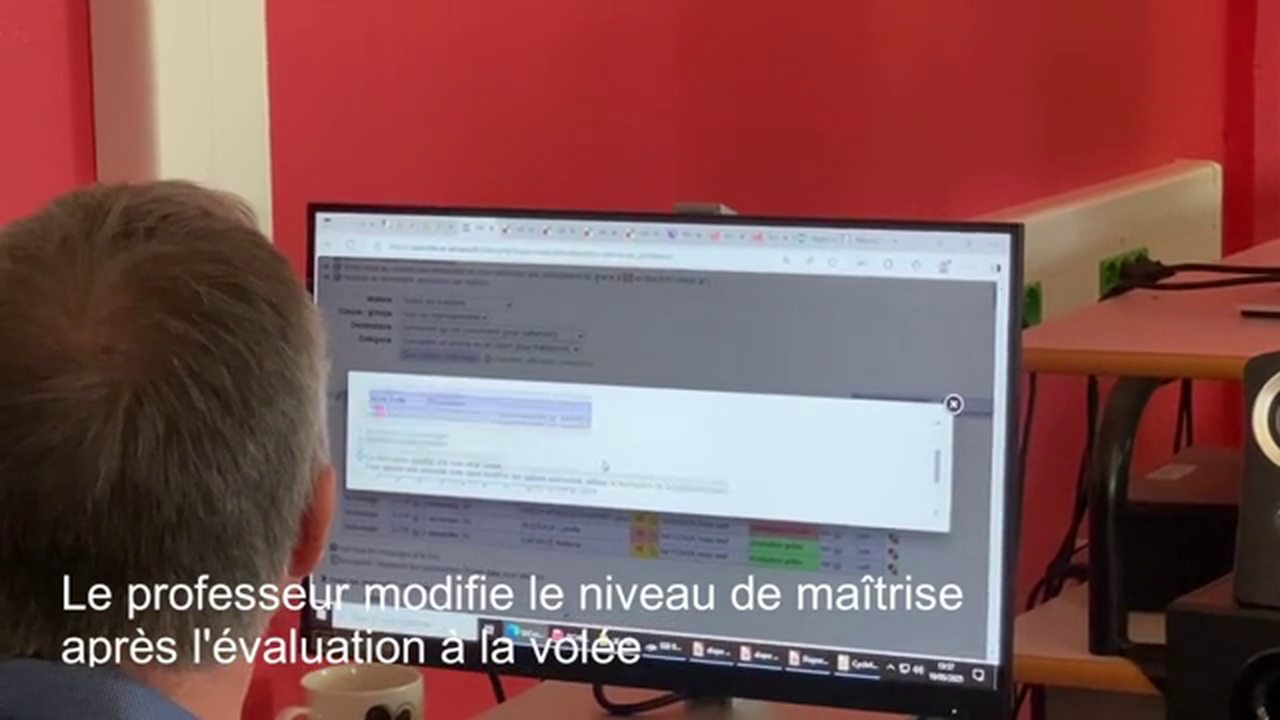 PodEduc - Sacoche En Classe.Mp4