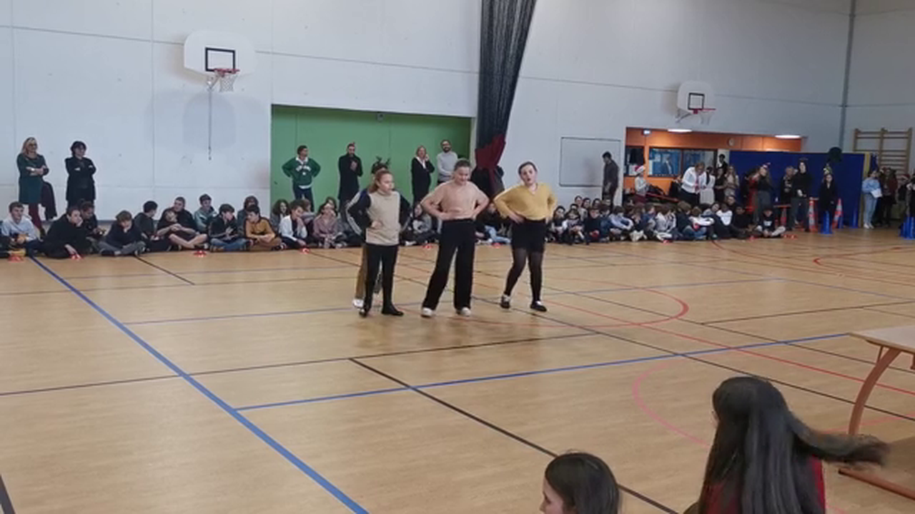 PodEduc - Défilé3.Mp4