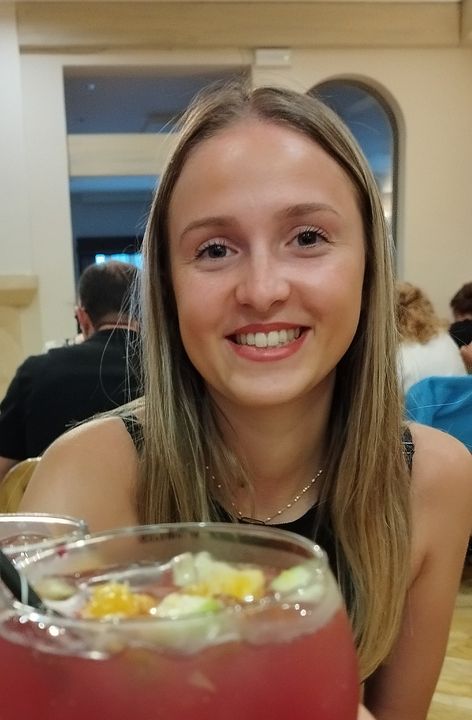 PodEduc - Bref Elle A 20 Ans.Mp4