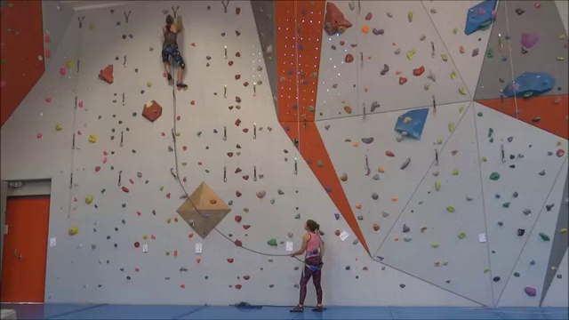 PodEduc - Ass Dynamique En Tete.Webm