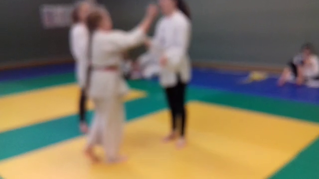 PodEduc - Debout 6 Contre.Mp4