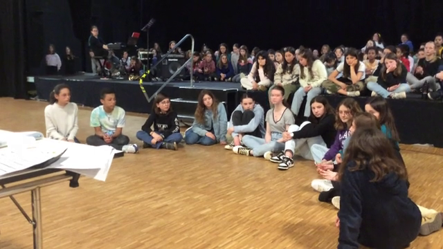 PodEduc - Théâtre 12 Mai.Avi