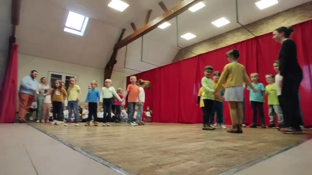 PodEduc - Spectacle 14 Avril 2023.Mp4