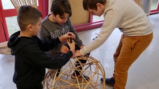 PodEduc - Homme Debout 3.Mp4