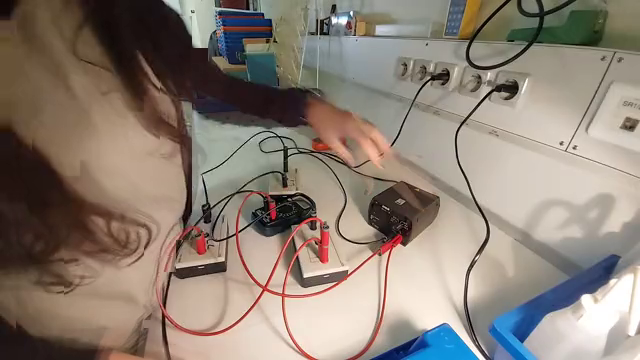 PodEduc - Activité 6 Circuit En Dérivation.Mp4