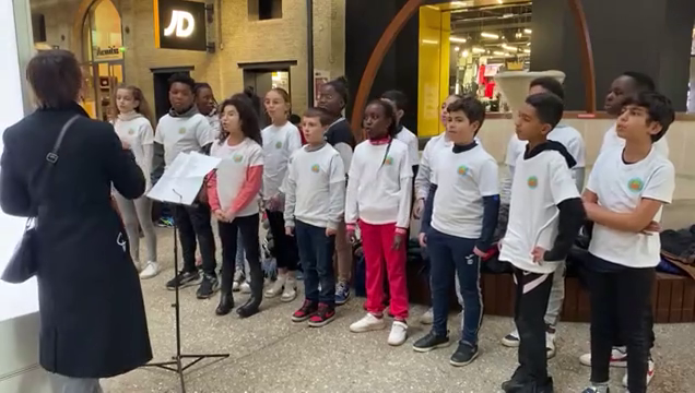 PodEduc - Chant Chorale Dock Vauban.Mov