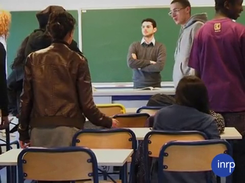 PodEduc - Romain Entrée En Classe.Mp4